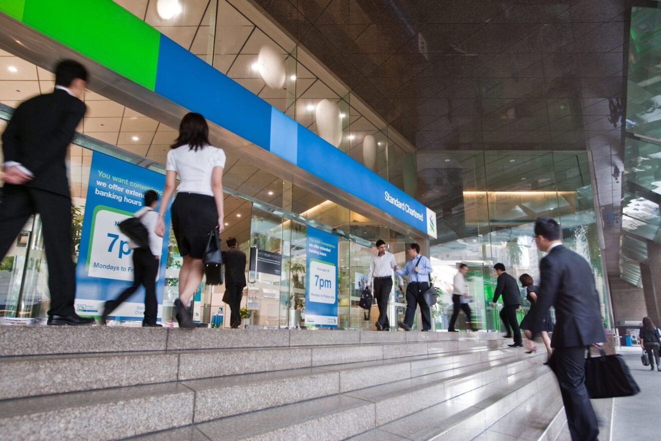 Standard Chartered Launches Fintech Investment Unit