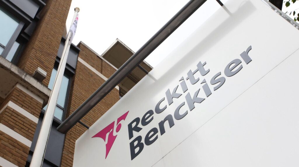 Reckitt Benckiser & Shopee Host Super Brand Day Event