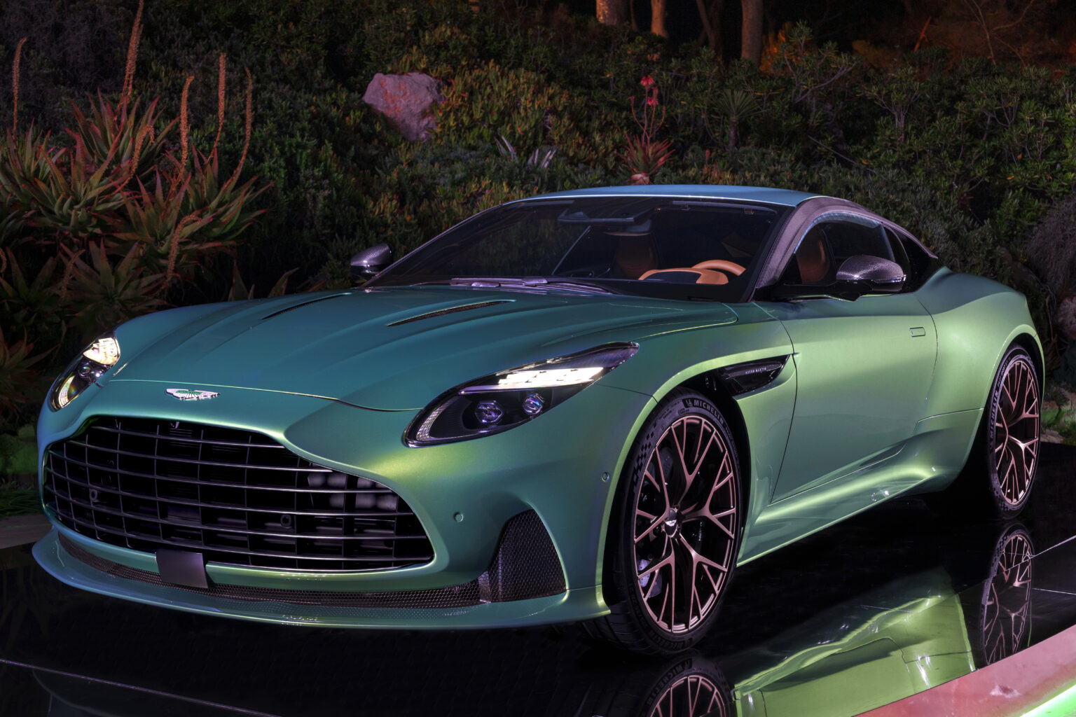 Celsius Energizes Aston Martin F1 Team with Global Multi-Year ...